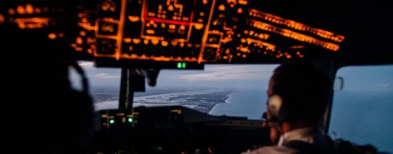 Aircraft black box I What is it and how does it work? - Eas BCN